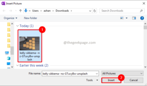 How to Set Image as Background on OneNote