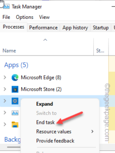 Fix - Application stays minimized in the Taskbar issue in Windows 11