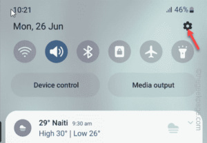 Android device restarts itself or shuts down randomly [Solved]