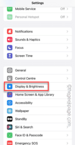 Safari Zoomed out issue on iPhone : Here is the Fix