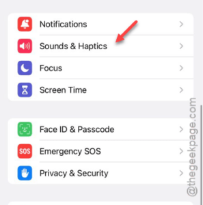 iPhone keeps lowering down volume automatically: Fix